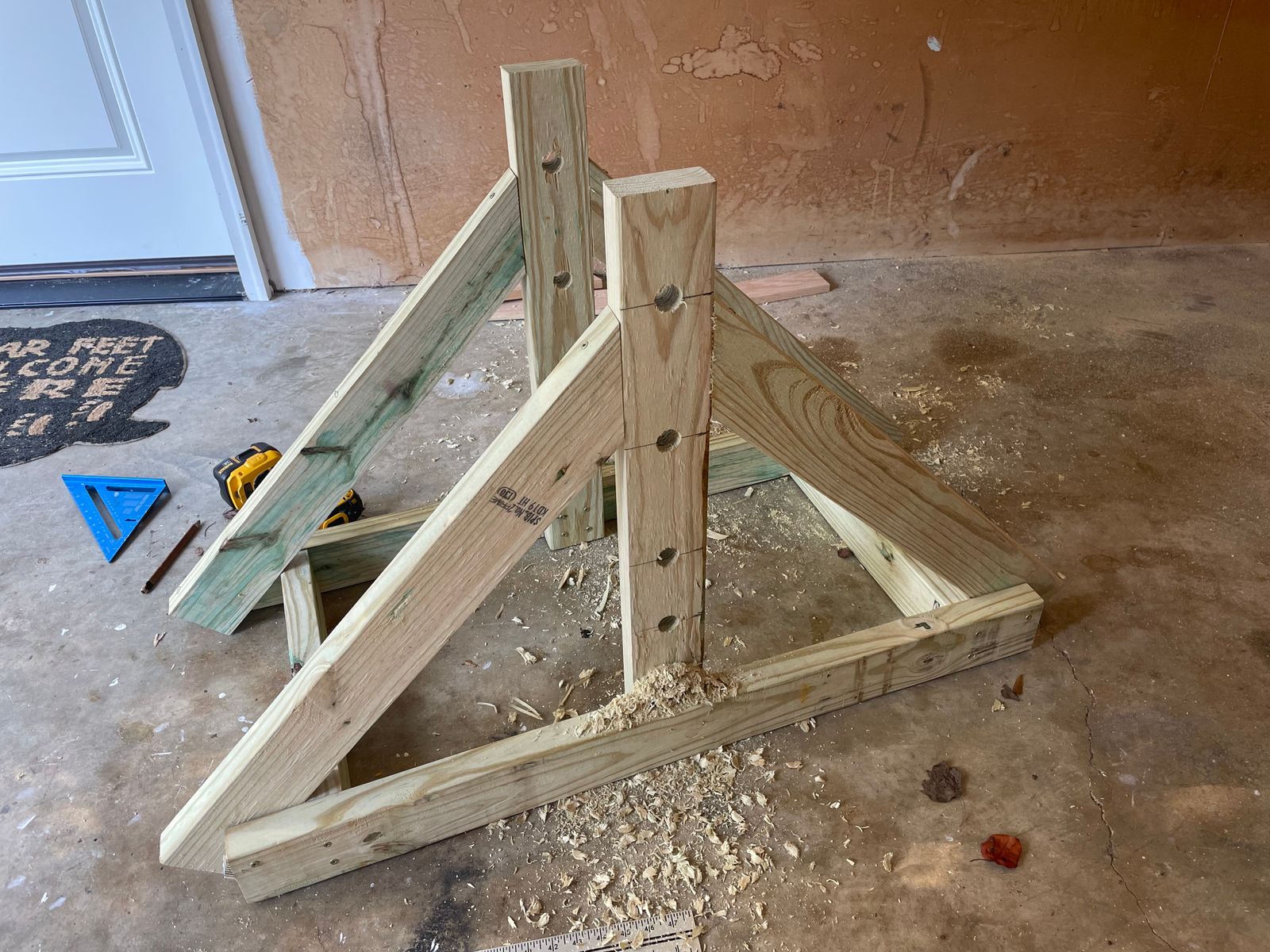 DIY project: dog agility teeter